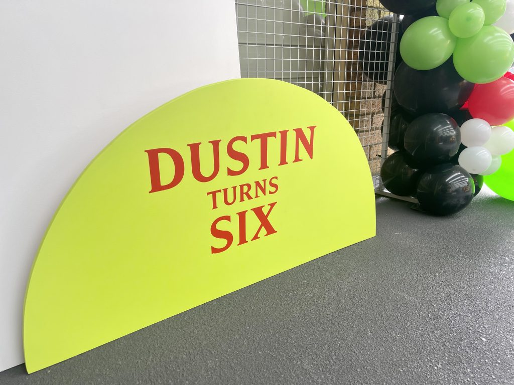Lime Green Semi Circle Panel Backdrop - Amity Events